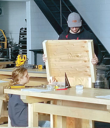The Kincardine Record | Kinetic Knights build field elements for robot ...
