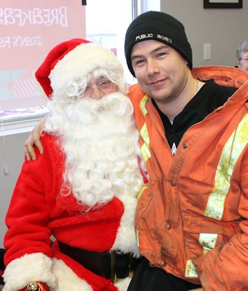 The Kincardine Record | Santa Claus visits with young and old at Jean's ...