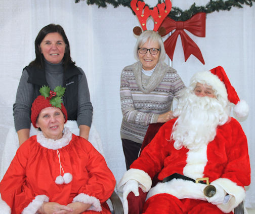 The Kincardine Record | Santa and Mrs. Claus visit with children in Ripley