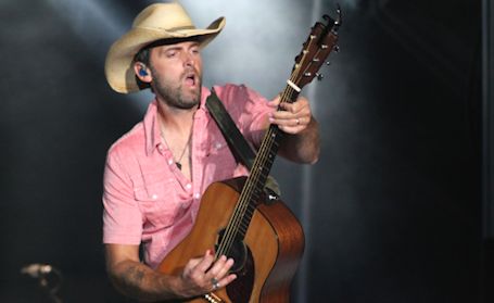 The Kincardine Record | Country music star Dean Brody captivates crowd ...