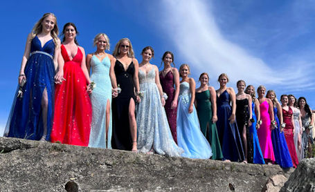 The Kincardine Record | Sun shines on Class of 2022 at KDSS Prom
